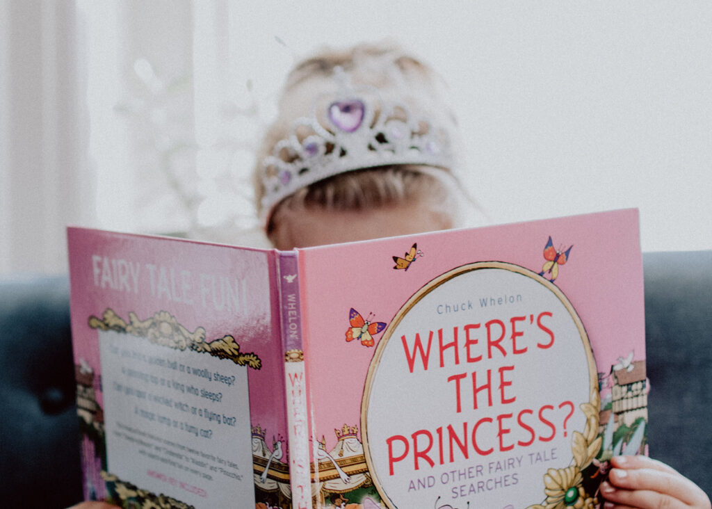 The importance of 10 minutes for reading a day for kids • CHILD Magazines